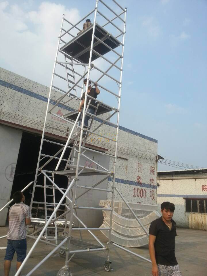 Aluminum Double Hanging Ladder Platform Adjustable Scaffolding 5.22m ...
