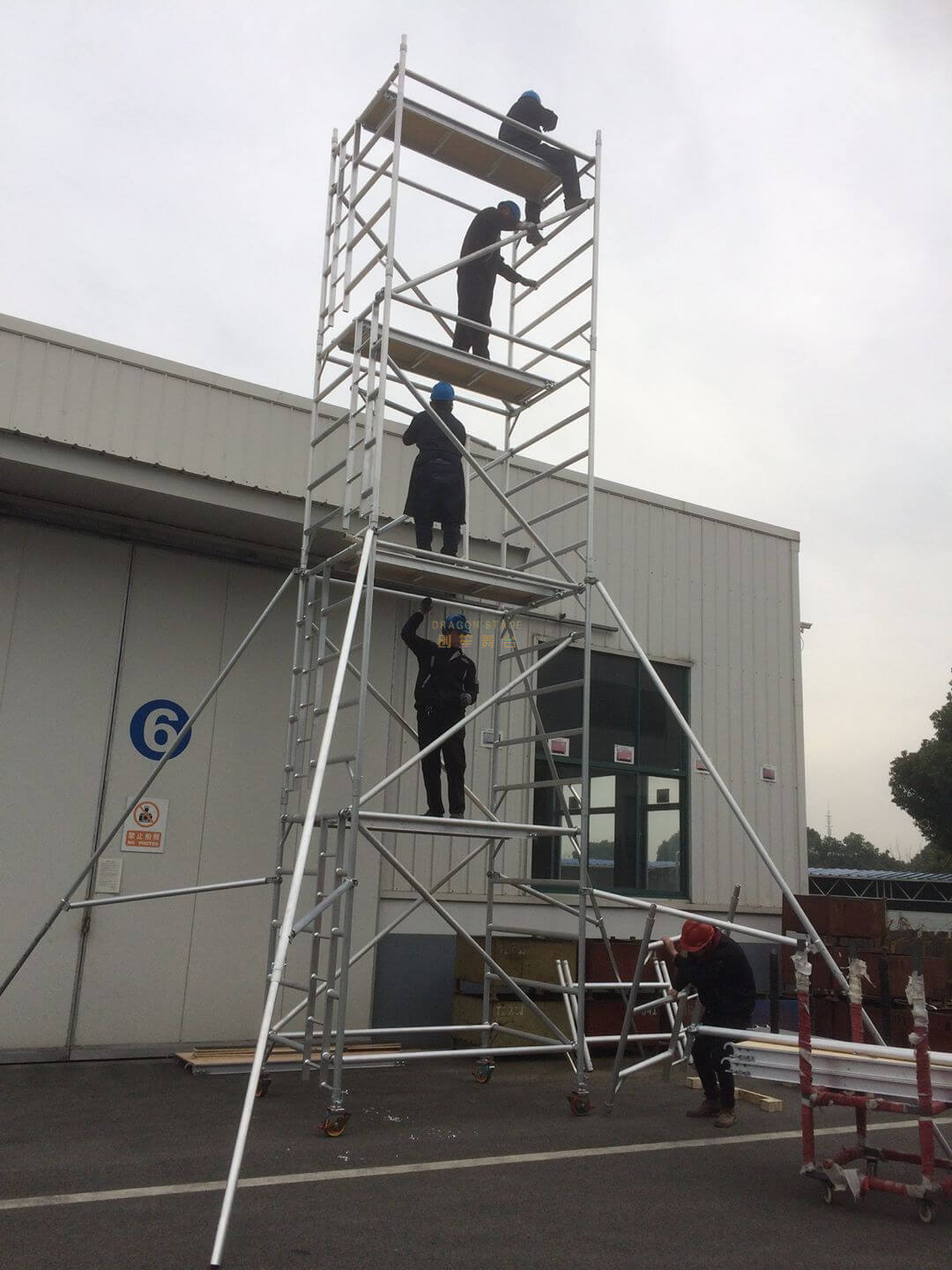 Portable Tower Double scaffolding with step ladder from China ...