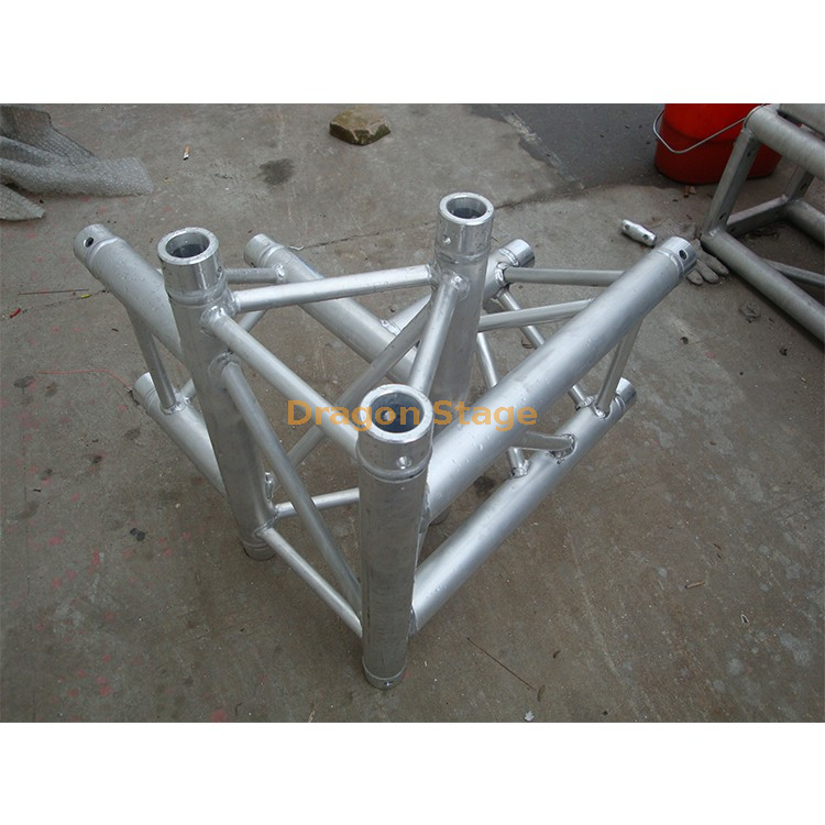 TRIANGLE 3-WAY CORNER Global Truss 3-Way 90 Degree Corner Trussing ...