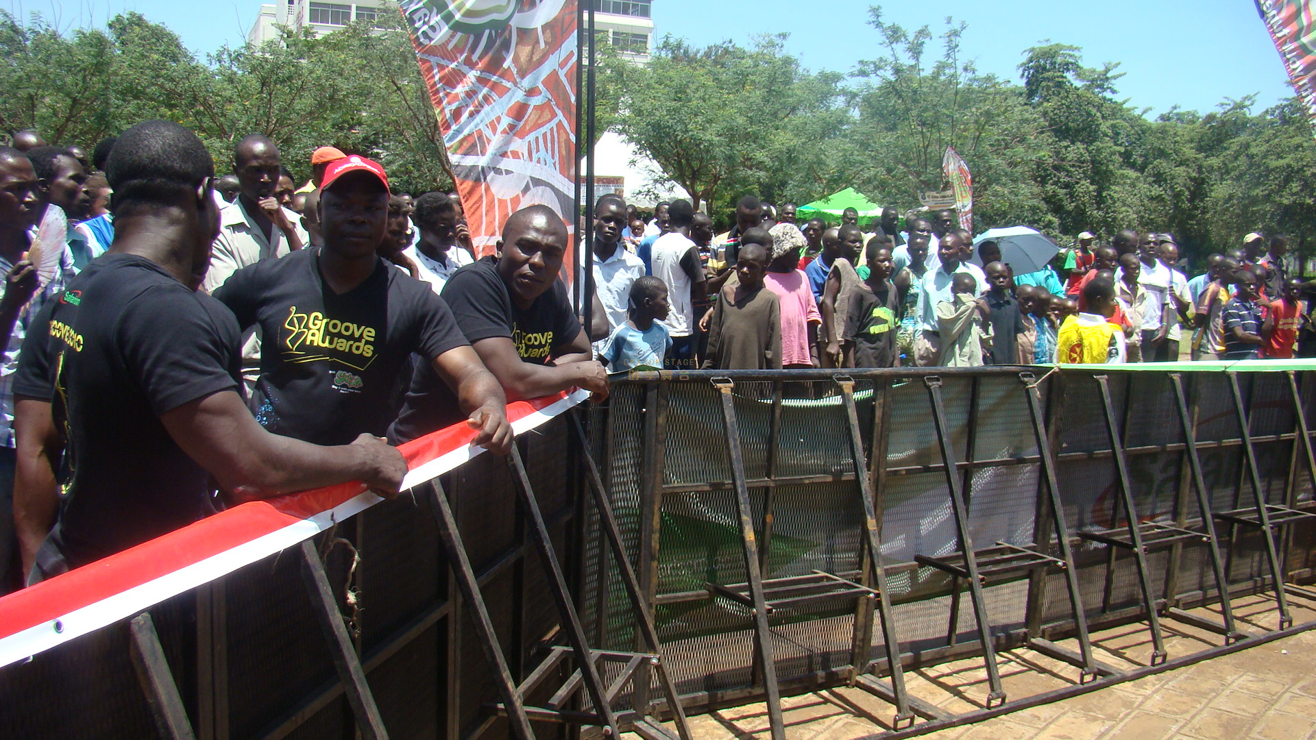 Mojo Barrier/crowd Control Barrier/ Stage Barricades Factory Price on ...