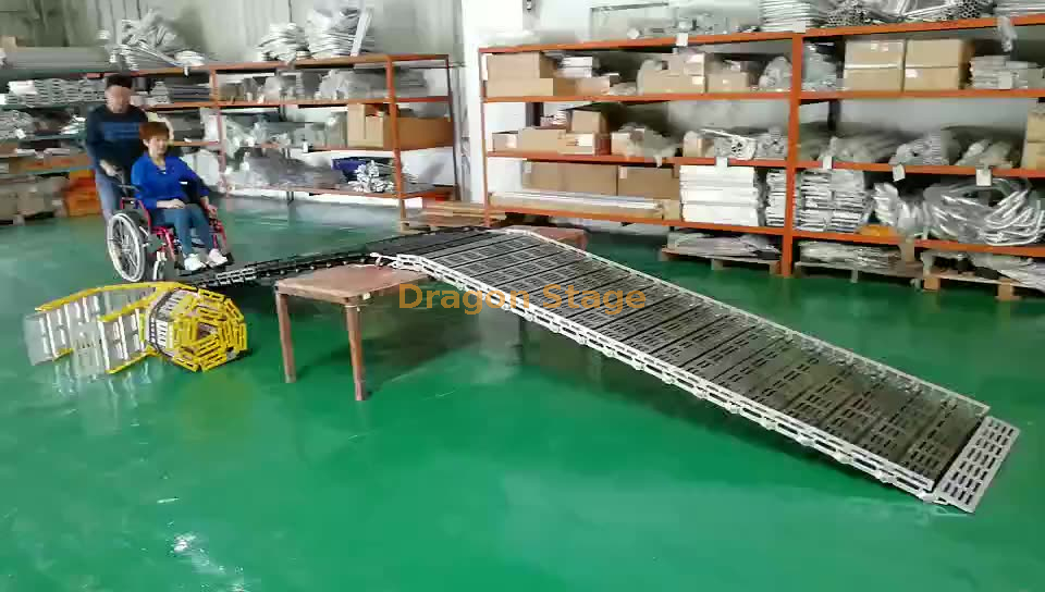 Alu Mobile Ramp Rolling Up for Car Unloading / Wheelchair Ramp at Entry ...